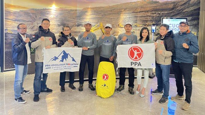 Putra Perkasa Abadi Berangkatkan Tim Ekspedisi 2022 Jelajahi Pegunungan ...