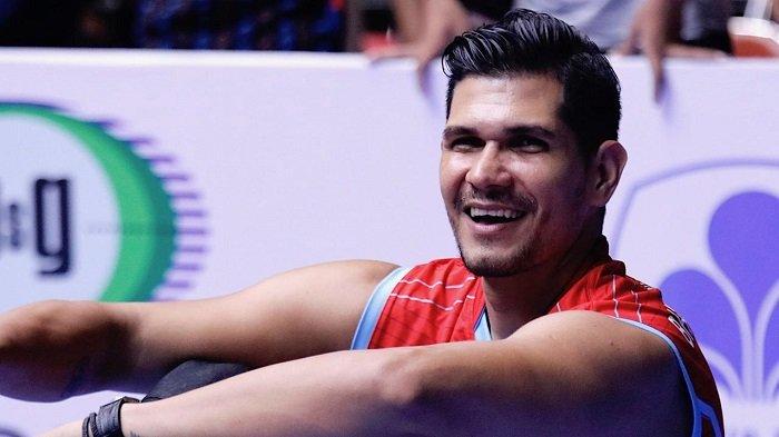 Kedatangan Reidel Toiran ke Samator Masih Menunggu Kitas ...