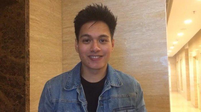 Luncurkan Lagu Home Menjadi Tanda Rendy Pandugo Kembali Ramaikan ...