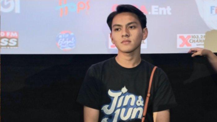 Dianggap Tak Layak Menjadi Jun, Rey Bong Lakoni Adegan Ciuman dengan ...