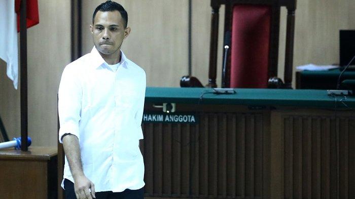 Ini yang Bikin Ronny Bugis Akhirnya Cerita ke Atasan Soal Novel ...