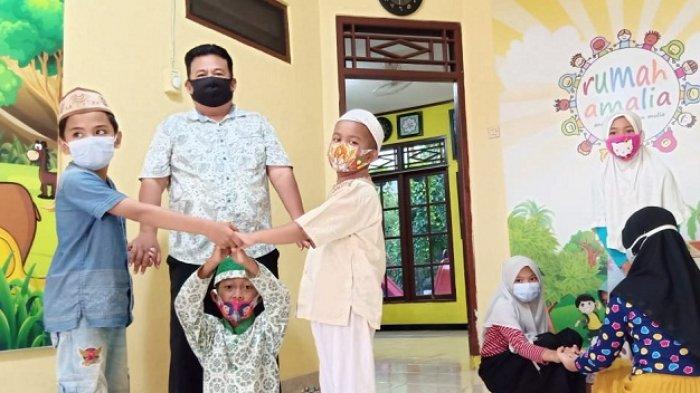 Terapi Tertawa, Solusi Atasi Stres Menghadapi Pandemi Covid-19, Begini ...