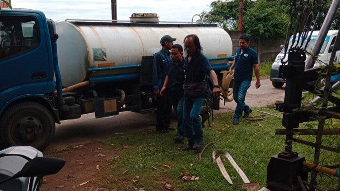 Penghuni Rusunawa Marunda Krisis Air Bersih, Rela Numpang Mandi di ...