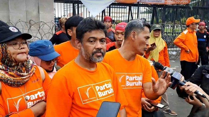 Tolak Perppu Cipta Kerja, Said Iqbal Pimpin Ratusan Buruh Kepung Gedung DPR RI, Ancam Mogok ...