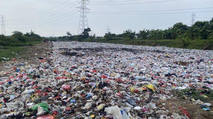 Pemkab Bekasi Pasang Pengumuman Soal Denda Rp 50 Juta Bagi Warga yang ... Pemkab Bekasi Pasang Pengumuman Soal Denda Rp 50 Juta Bagi Warga yang ...