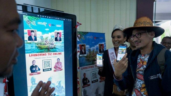 Digitalisasi Destinasi Wisata Papua, Sandiaga Uno Resmikan TIC di ...