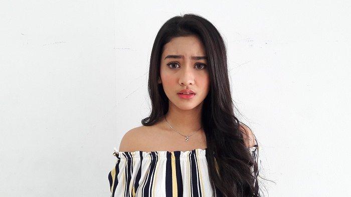 Dalam Adegan Syuting, Sarah Tuffahati Beradegan Bunuh Diri Sampai ...