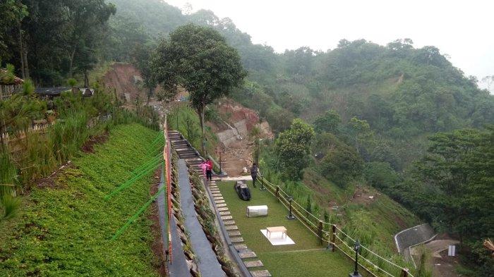 Saung Warung 'Koffie Hideung' Hadir di Puncak Sempur Karawang ...
