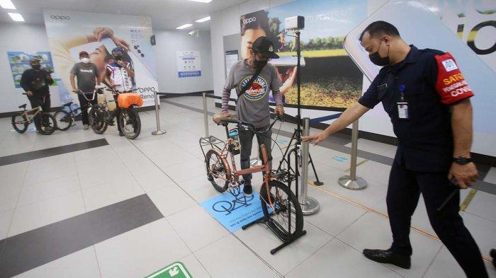 Anies Baswedan Minta MRT Jakarta Tambah Rambu dan Tempat Antre untuk ...