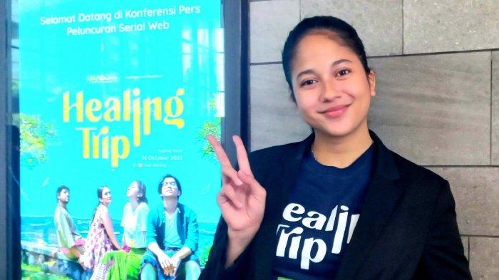 Sitha Marino Pamer Pose Mesra dengan Bastian Steel di Media Sosial ...