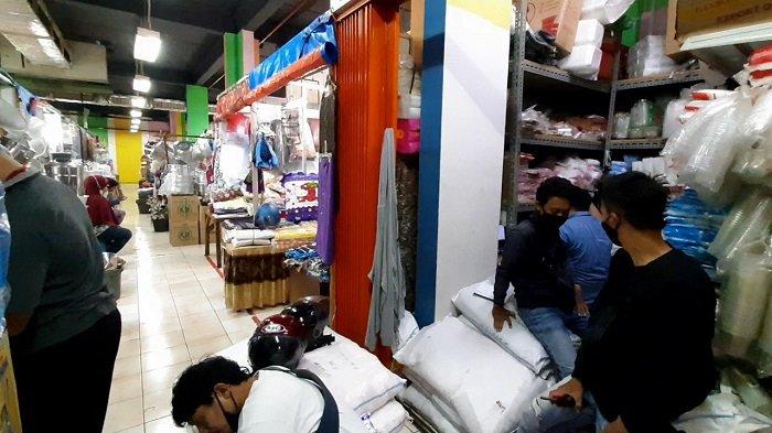 Omzet Penjualan Anjlok, Pedagang Pasar Ciputat Minta Revitalisasi Pasar Ciputat Dipercepat ...