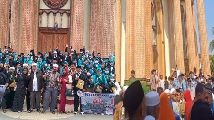 Sultan Bojong Koneng Haji Agus Suleha Bernazar di Depan Ka'bah ...