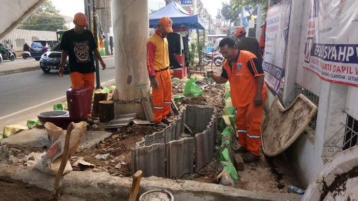 Kolong Halte Busway Kelurahan Cipulir Diubah Jadi Taman - Wartakotalive.com