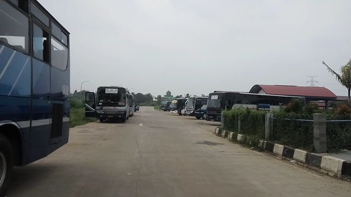 Terminal Jatijajar Jadi Tempat Transit Bus Pemudik - Wartakotalive.com