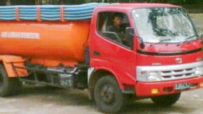 Dinas LH DKI Buru Pengemudi Truk Tinja yang Buang Kotoran Manusia di ...