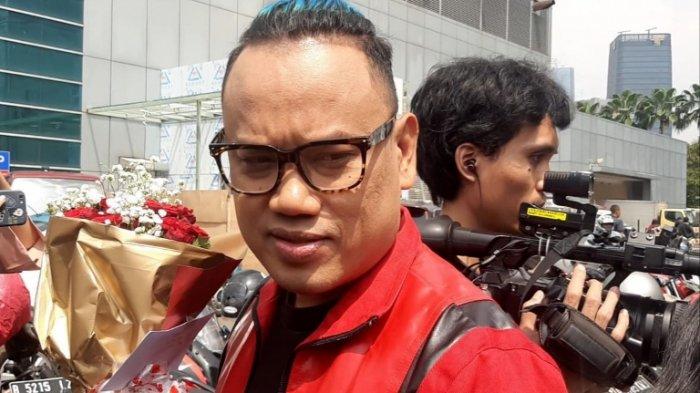 Liburan ke Amerika Serikat, Rambut Baru Uya Kuya Disebut Mirip Rapper ...