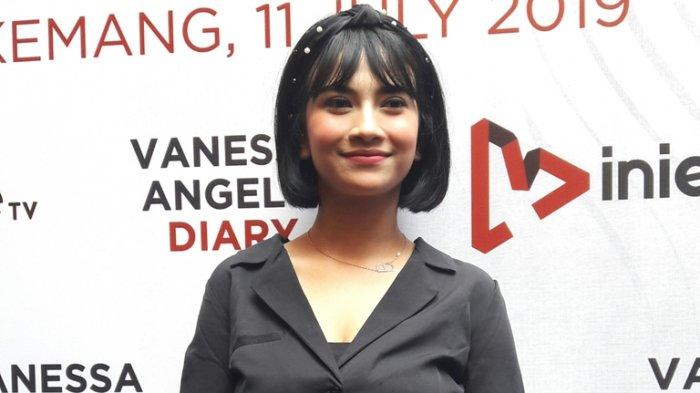 Angkat Pengacara Jadi Orang Tua, Vanessa Angel Dinilai Lupakan Ayah ...