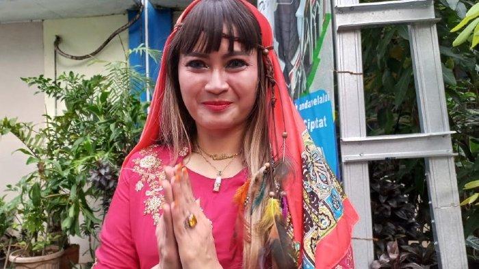 Cerita Velline Chu Nyanyi Dangdut Usai Dijuluki Lady Rocker hingga ...