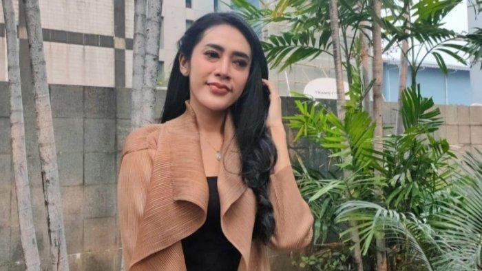 Dihujat dan Dicemooh Setelah Dikaitkan Prostitusi Online, Vernita ...