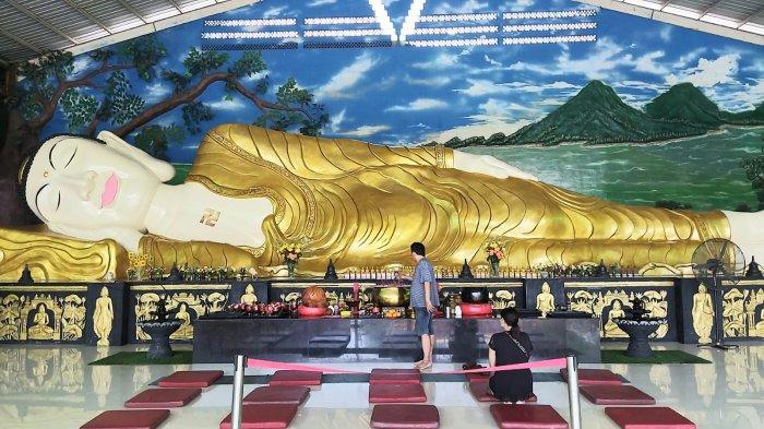 Jelang Imlek, Vihara Buddha Darma Mandikan Patung Buddha Raksasa, Salah ...