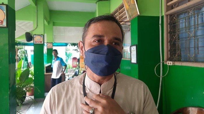 Empat Siswa Positif Covid-19, SMPN 111 Kemanggisan Terpaksa Menjalani ...