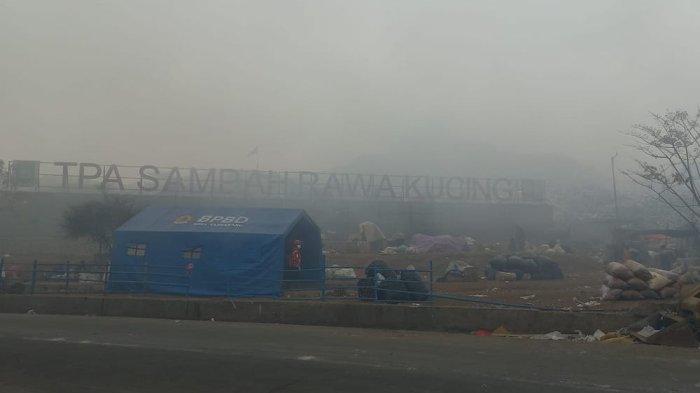 BREAKING NEWS: Pemkot Tangerang Kerahkan Waterbooming untuk Padamkan TPA Rawa Kucing ...
