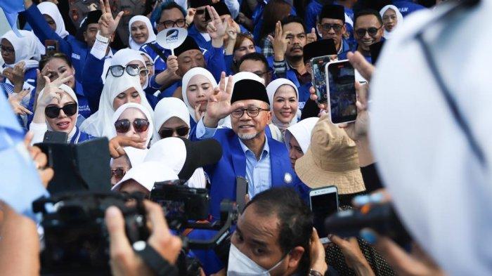 Pemilu 2024, Zulhas: Berlomba Dalam Kebaikan-Memperkuat Persaudaraan ... Pemilu 2024, Zulhas: Berlomba Dalam Kebaikan-Memperkuat Persaudaraan ...