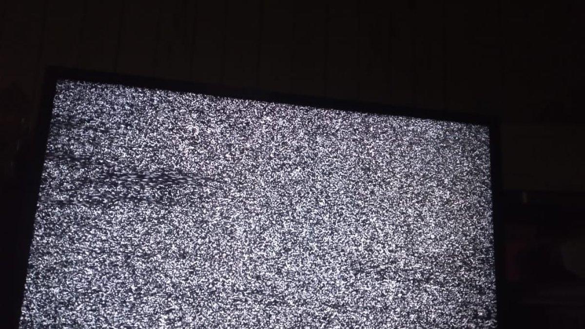 Gambar TV Analog Tiba-tiba Jadi Semut, Ini Cara Dapat STB Gratis untuk ...