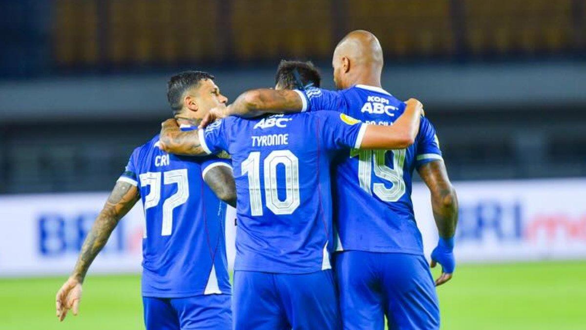 Bobotoh Setuju? Ciro Alves dan Tyronne Disebut Layak Sandang Gelar ... Bobotoh Setuju? Ciro Alves dan Tyronne Disebut Layak Sandang Gelar ...