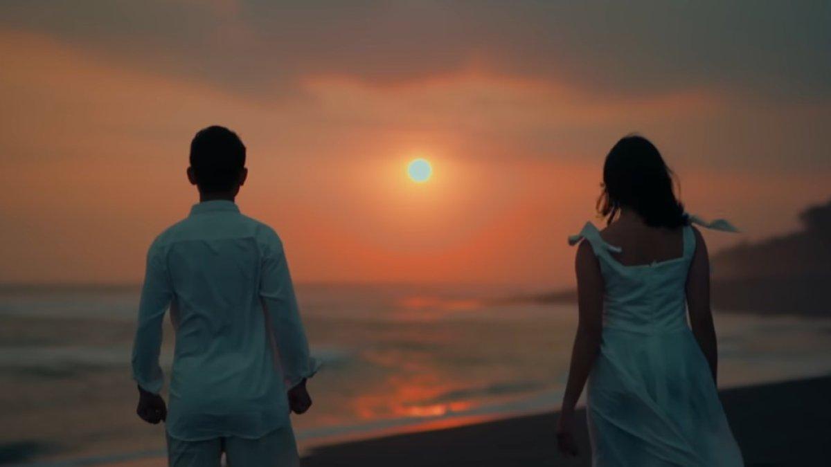 Chord Gitar & Lirik Lagu Masing-masing - Ernie Zakri Feat Ade Govinda ...