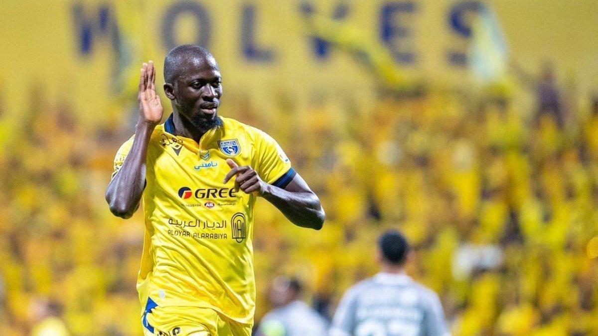 Profil Musa Barrow, Penyerang Al Taawon Asal Gambia, Bahayakan Ronaldo ...