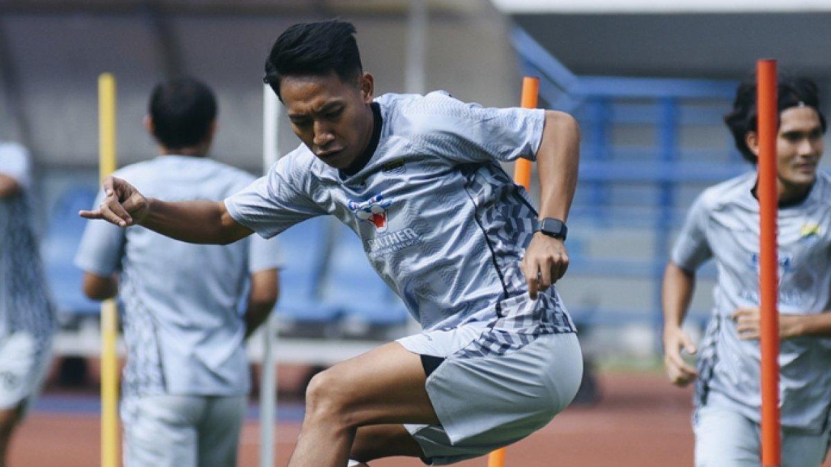 Kata Beckham Putra di Sisa 4 Laga Persib Bandung, Bangga Bisa ... Kata Beckham Putra di Sisa 4 Laga Persib Bandung, Bangga Bisa ...