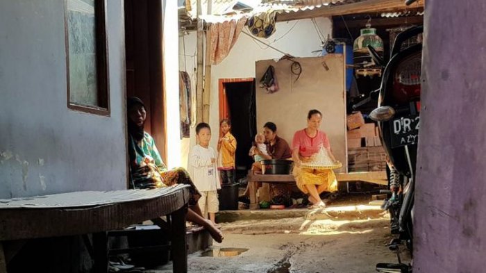 Tradisi 'Merarik' Suku Sasak, Melarikan Perempuan Untuk Dijadikan Istri ...