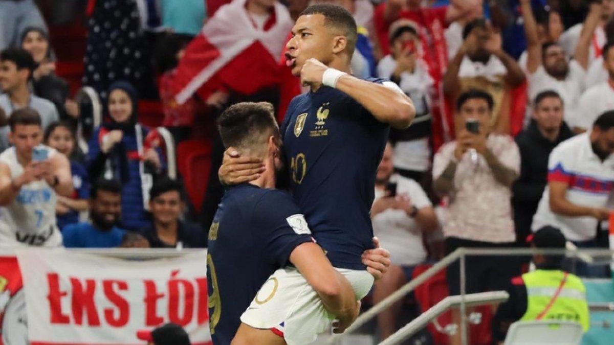 Update Top Skor Piala Dunia 2022: Kylian Mbappe Tinggalkan Lionel Messi ...