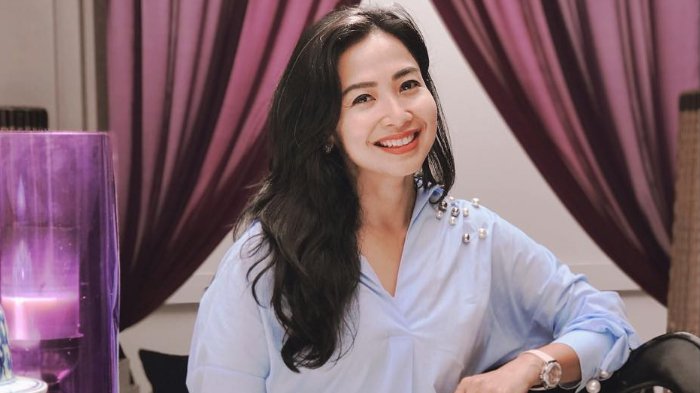 Isi Chat Feni Rose yang Dianggap Sebut Kata-kata Tak Pantas hingga Deolipa Geram dan Lapor ke ...