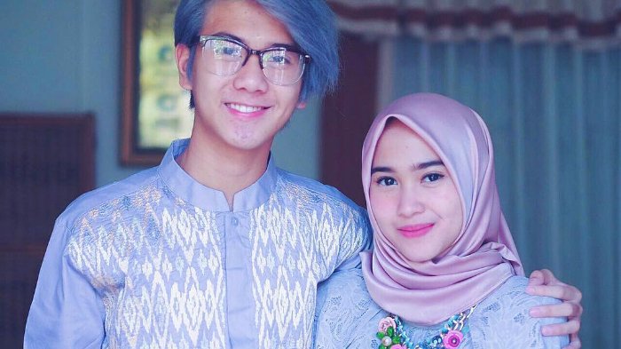 6 Potret Fildza Hasnamudhia, Kakak Iqbaal yang Bikin Jatuh Hati ...