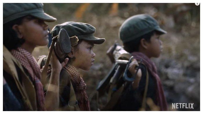 Sinopsis Film Netflix 'First They Killed My Father', Angelina Jolie ...