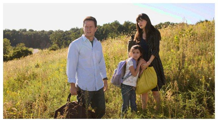 Sinopsis Film The Happening, Wabah yang Membuat Orang Bunuh Diri secara ...