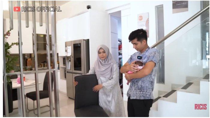 Teuku Ryan Sarankan Model Rambut Undercut dan Tindik Alis Moana, Lihat Reaksi Ria Ricis - Tribun Wow