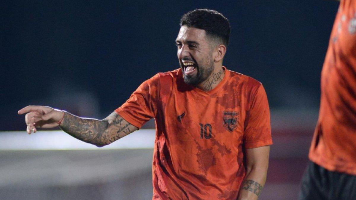 Jonathan Bustos Segera Umumkan Gabung Persija? Suporter Borneo FC Mulai ...