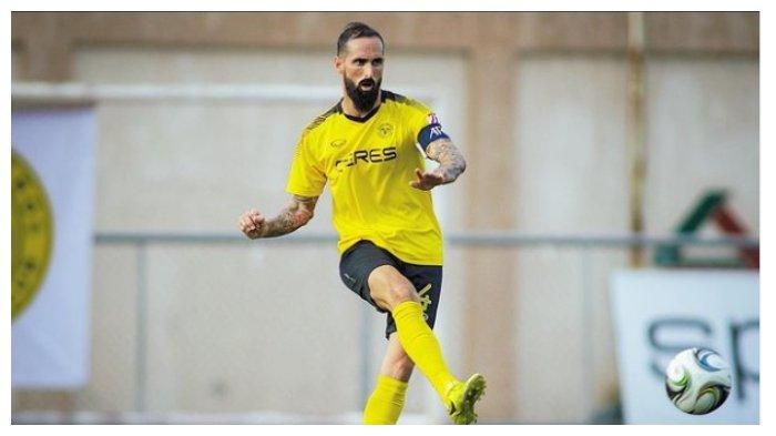 Profil Super Calon Bek Tangguh PSS Sleman Pengganti Mario Maslac yang ...