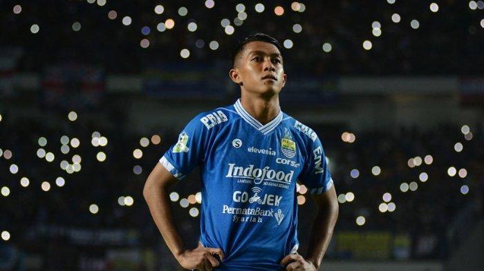 Sumbang 1 Gol saat Kemenangan Persib Bandung atas Persipura Jayapura ...