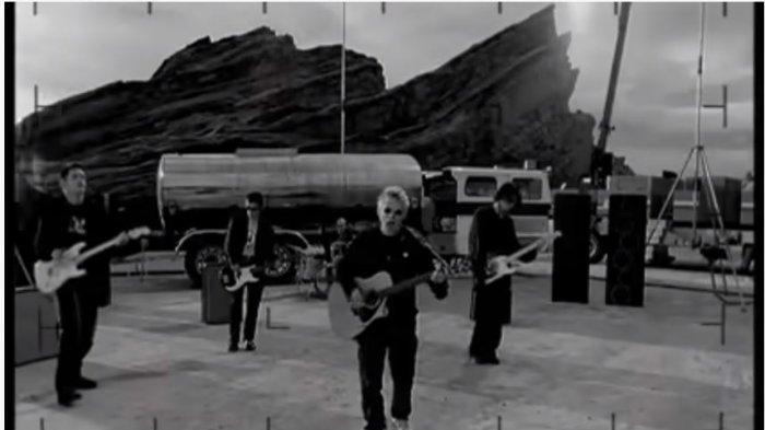 Chord Gitar dan Lirik Lagu Fake Plastic Trees - Radiohead: Her Green ...