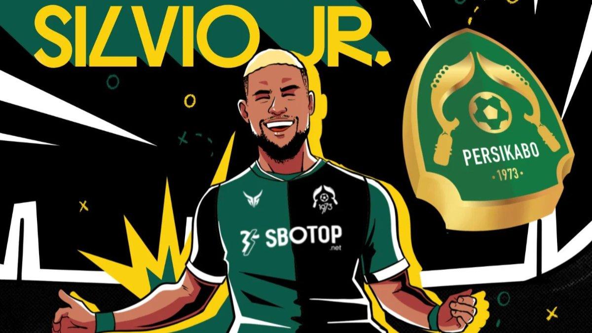 BREAKING NEWS, Dibuang oleh Persebaya Surabaya, Silvio Junior Kini Resmi Bergabung ke Persikabo ...