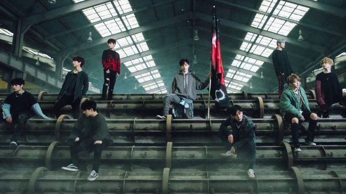 Kini Resmi Jadi Idol K-Pop, Intip Potret Penampilan Member Stray Kids ...