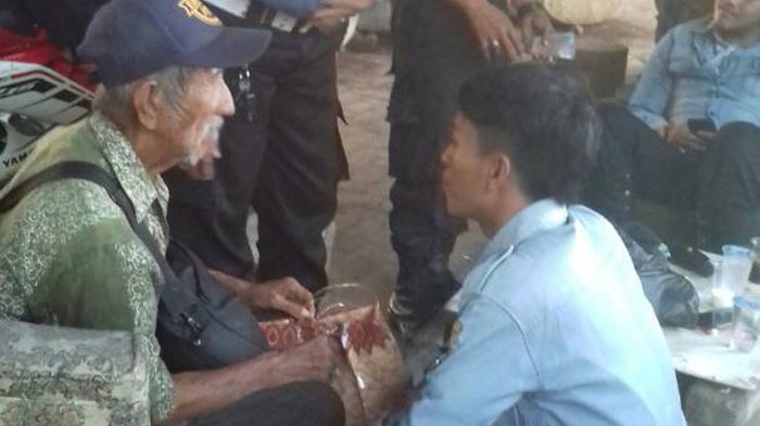 Viral Video Sepasang Pengemis Buta di Malaysia Kepergok Pulang Naik ...