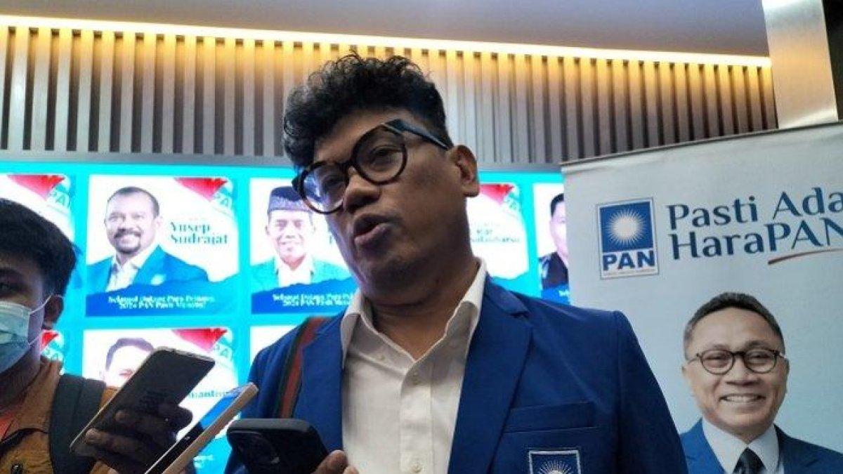 Deretan Artis dari Uya Kuya, Denny Cagur hingga Ely Sugigi Jadi Caleg, Pengamat: Merusak ...
