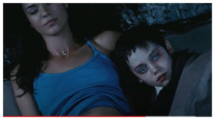 Sinopsis Film 'The Unborn' Populer di Netflix, Seorang Wanita Melawan ...