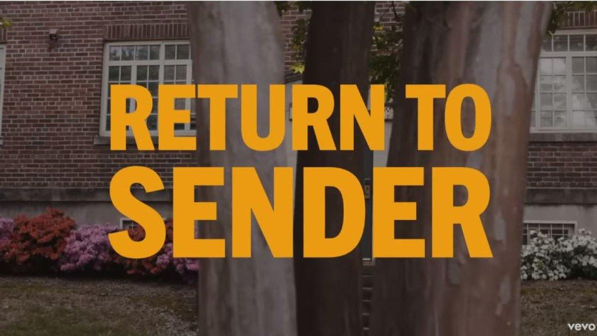 Chord Gitar dan Lirik Lagu Return to Sender oleh Elvis Presley: I Gave a Letter to The Postman ...